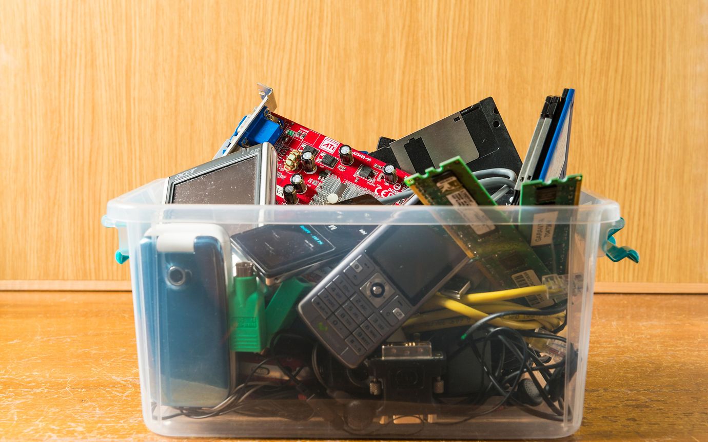 Don’t throw away your old tech | LGT