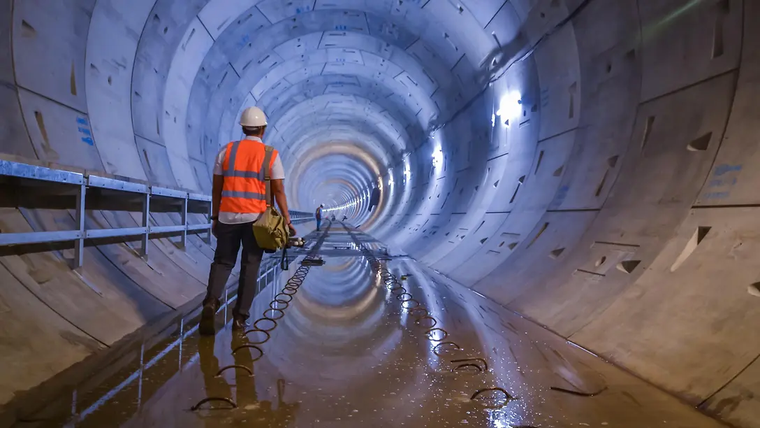 London’s super sewer sets sail: blue bonds back a healthier Thames | LGT